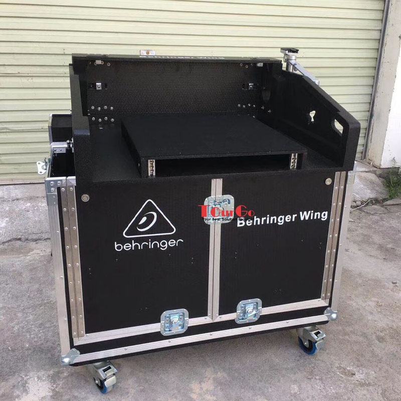 Flip Flight case DJ for Behringher wing